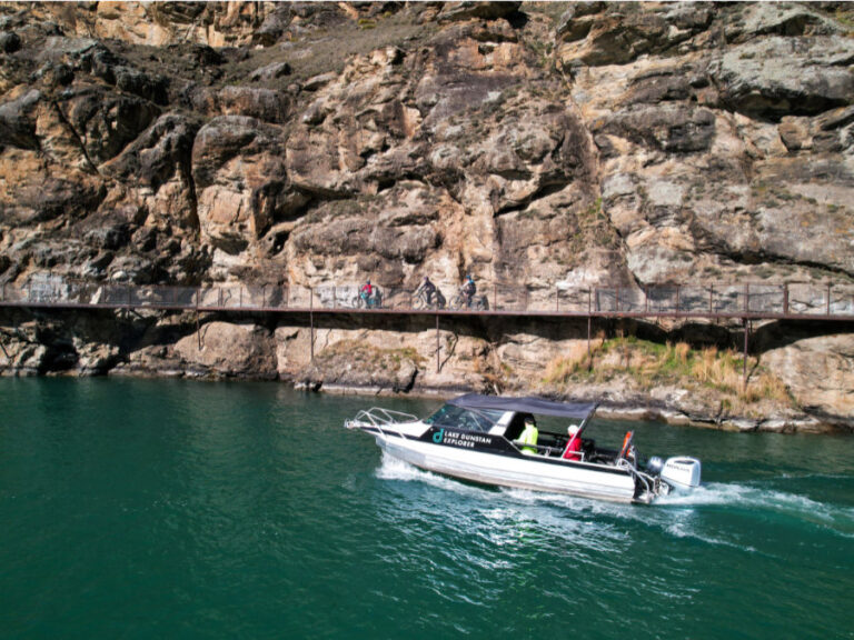 The Ultimate Lake Dunstan - Luxury Trail Company